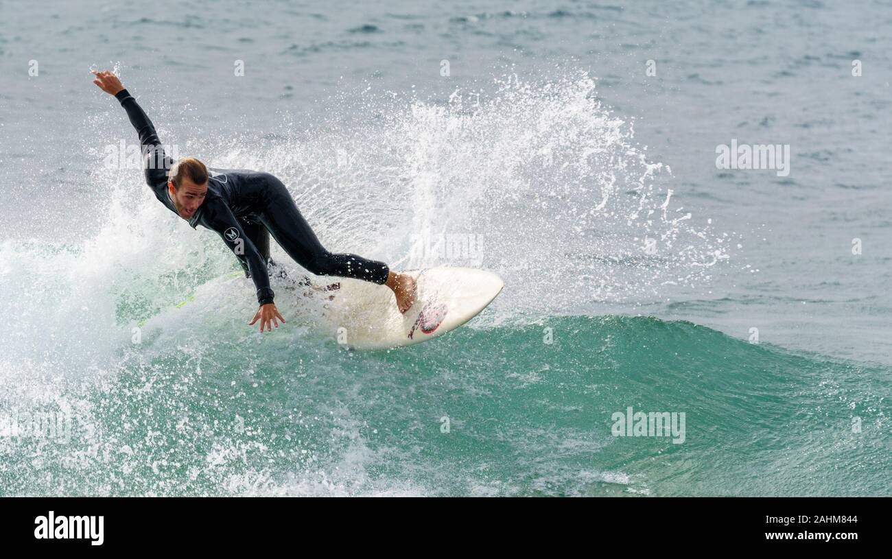 Winter surfer in Gran Canaria Stock Photo - Alamy