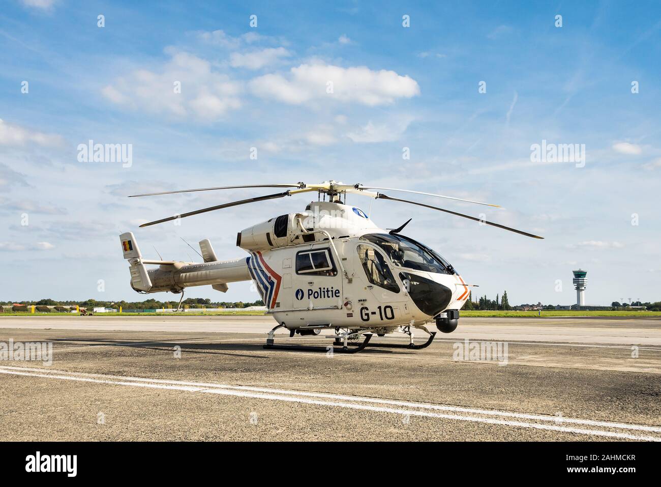 Mcdonnell douglas md 900 explorer hi-res stock photography and images ...