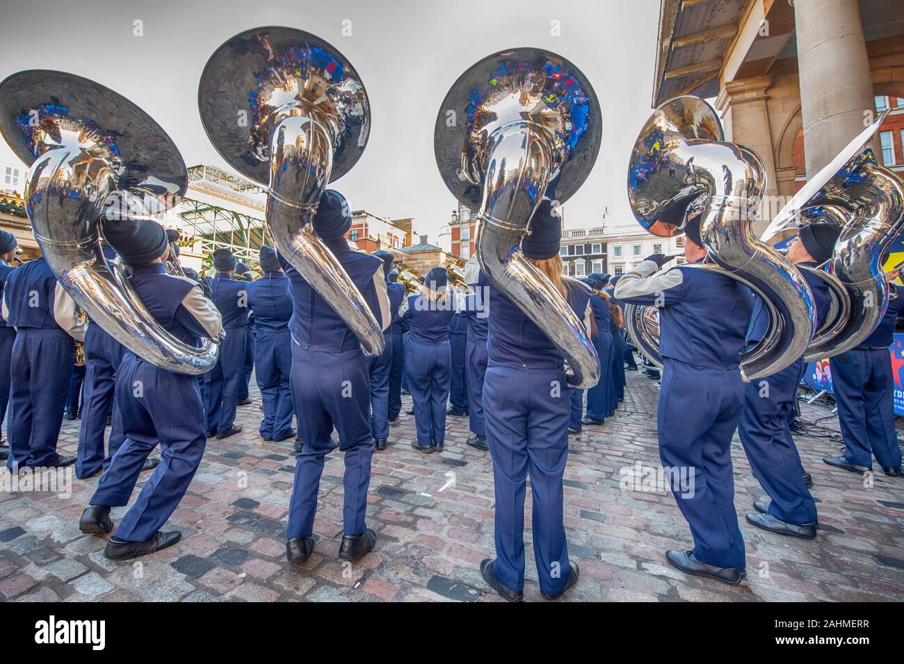 Vanguard marching band hi-res stock photography and images - Alamy