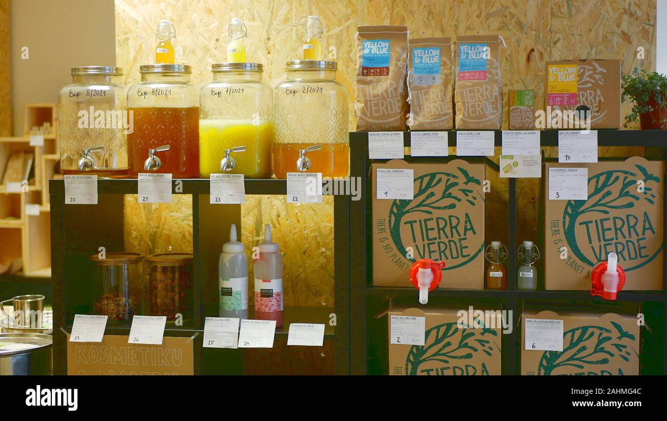 Shop without packaging drugstore modern, healthy nutrition wide ...