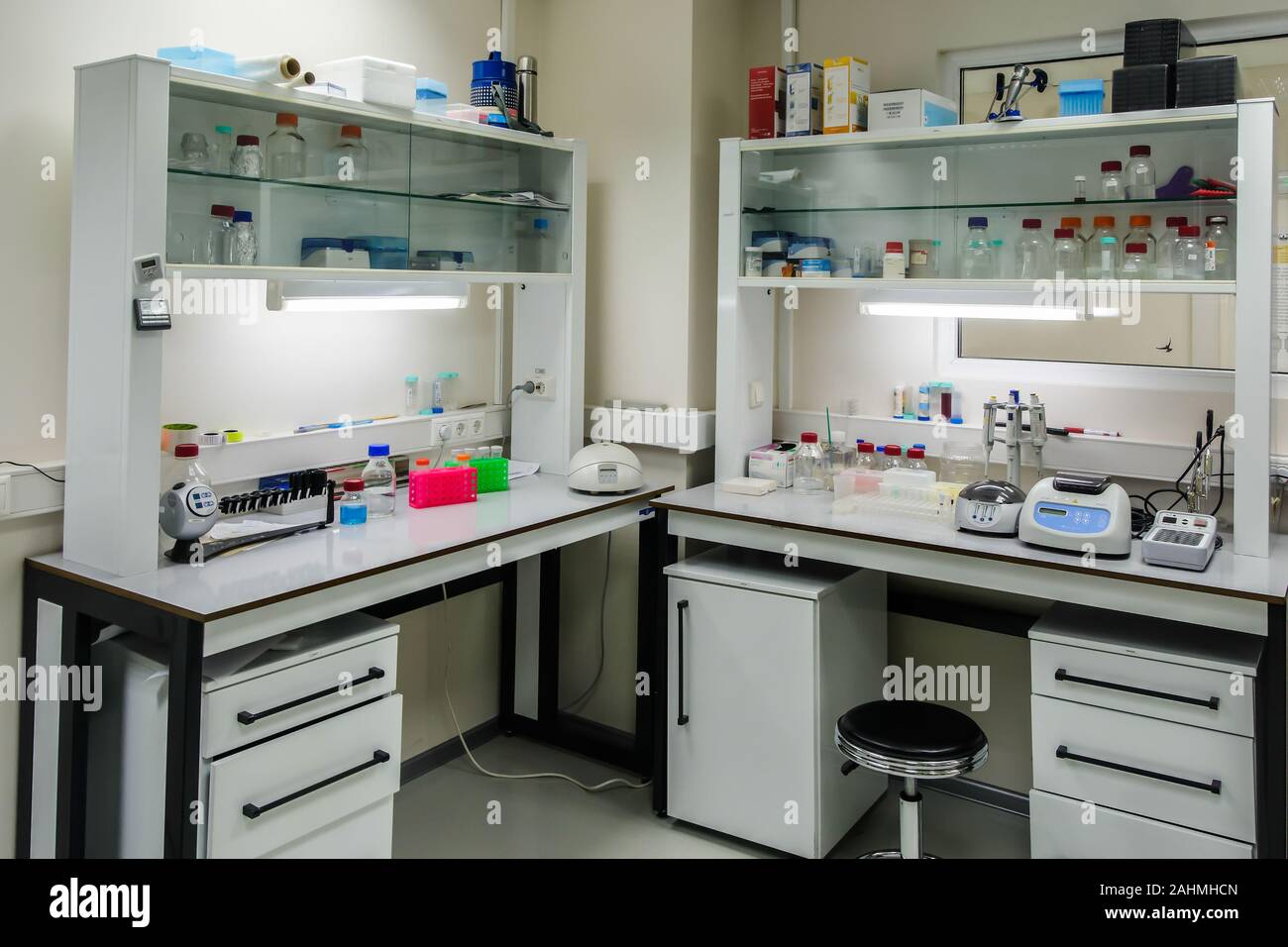 Technology test hi-res stock photography and images - Alamy