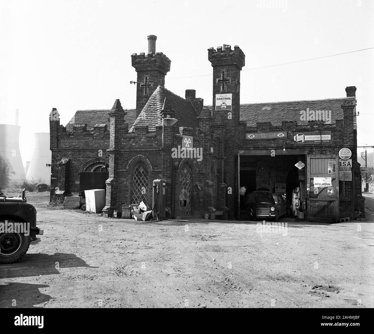 1960s garage hi-res stock photography and images - Alamy