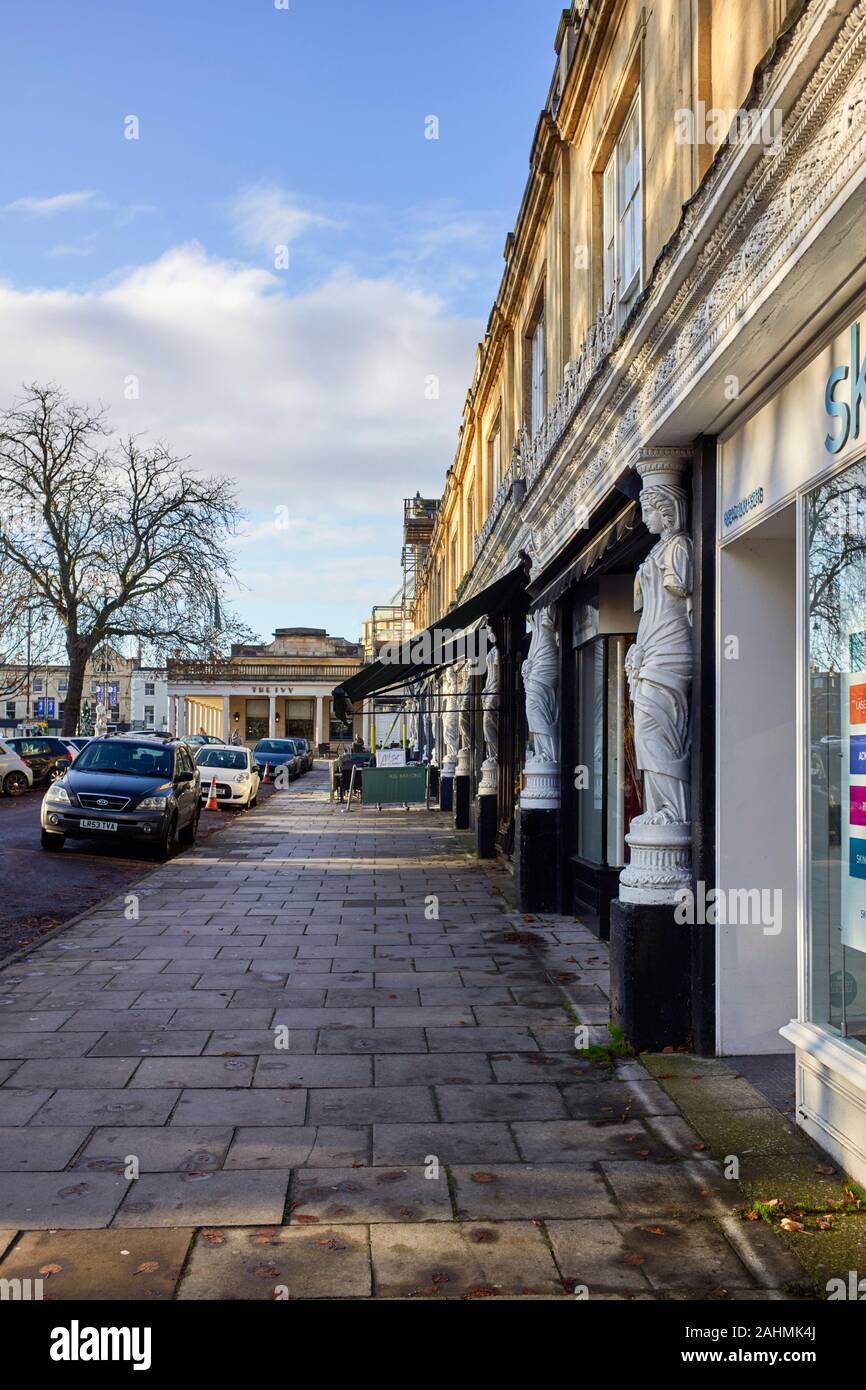 Cheltenham statues hi-res stock photography and images - Alamy