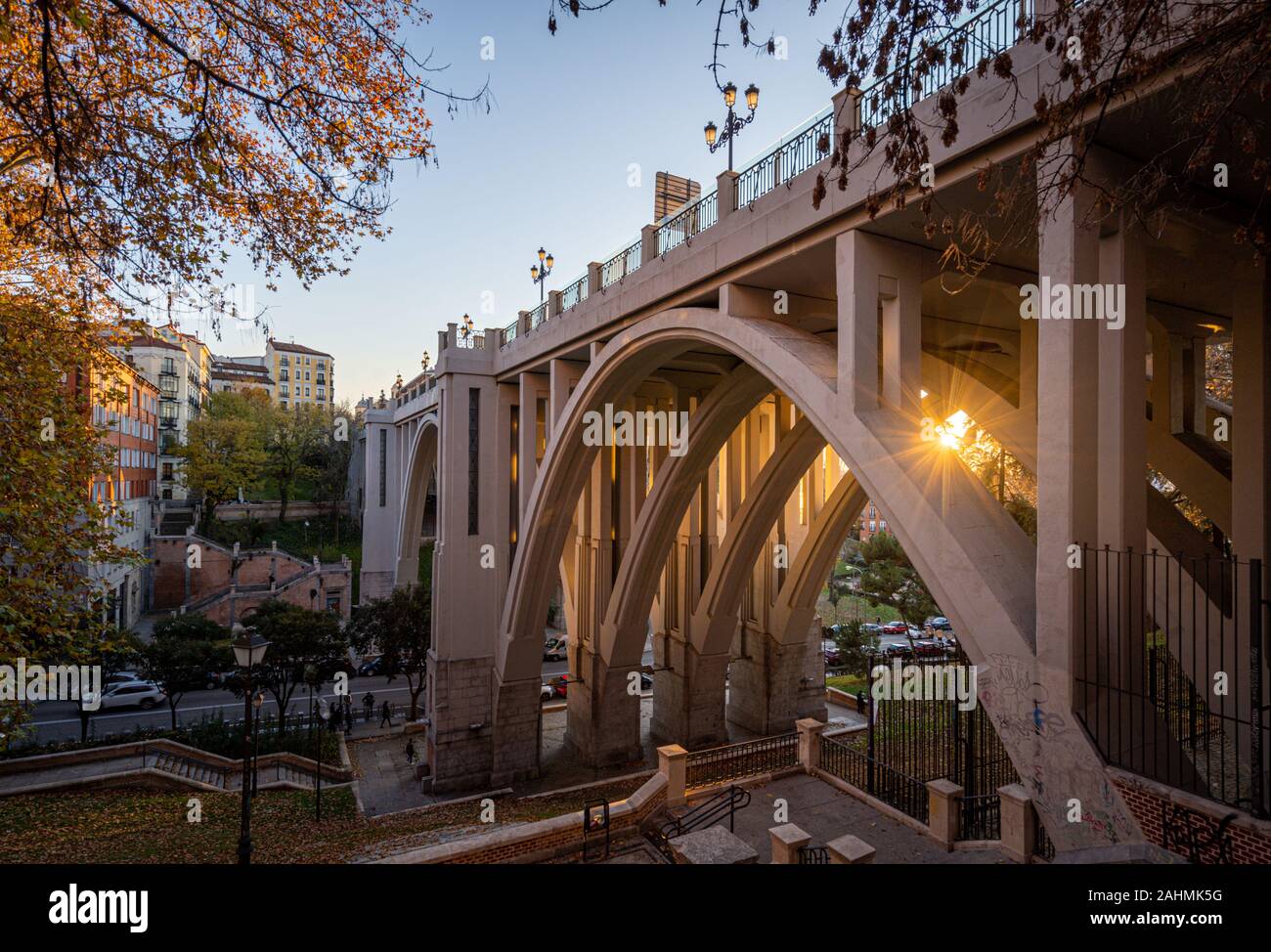 Segovia Viaduct in the city of Madrid, Spain Stock Photo - Alamy