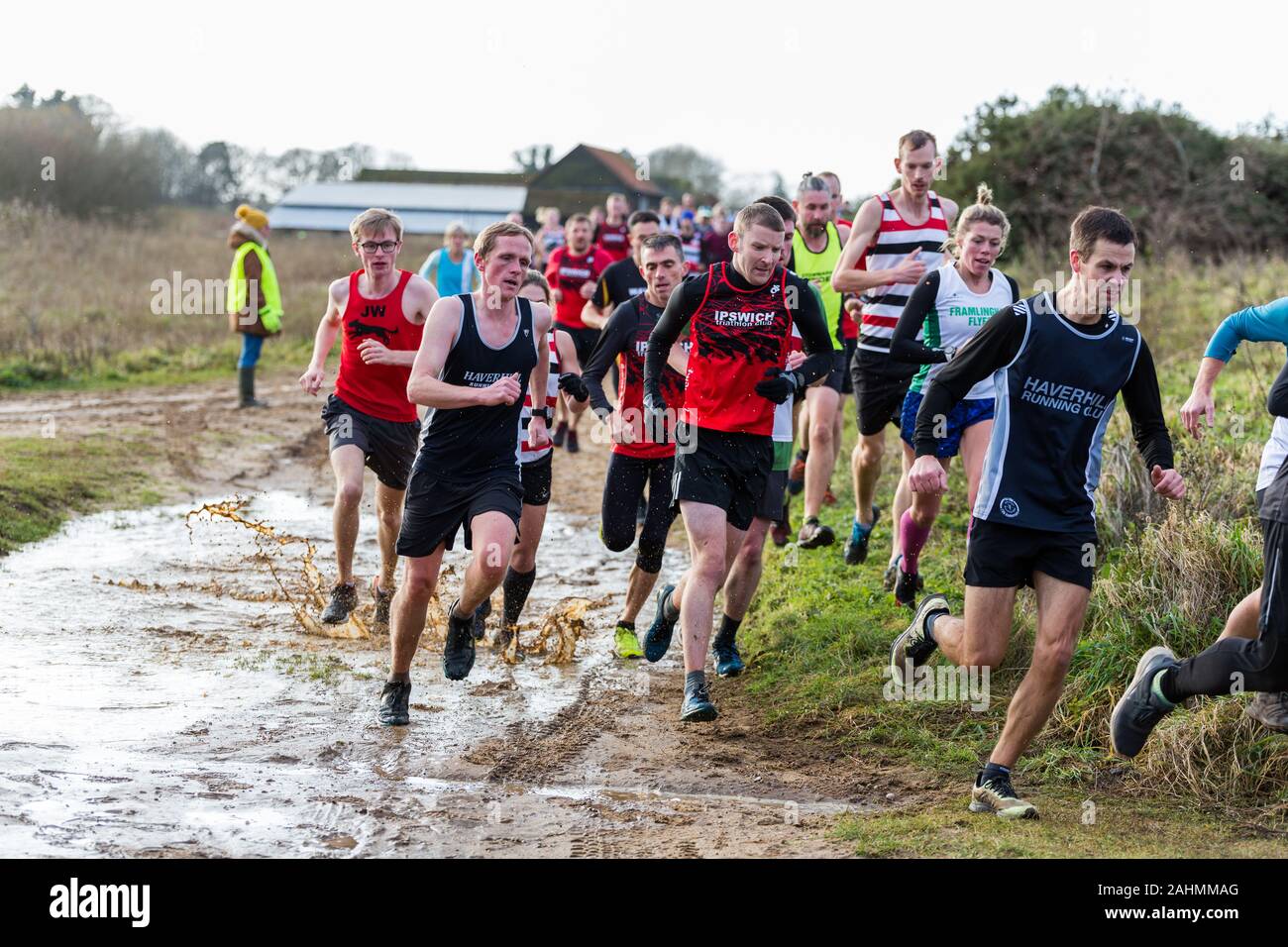 Cross country running hi-res stock photography and images - Alamy