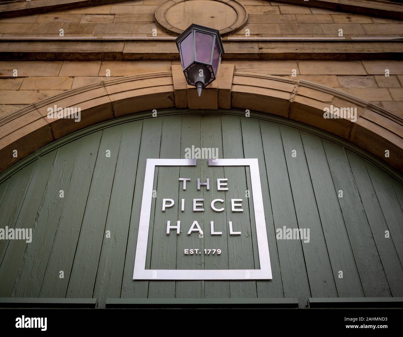Grade i listed piece hall hi-res stock photography and images - Alamy