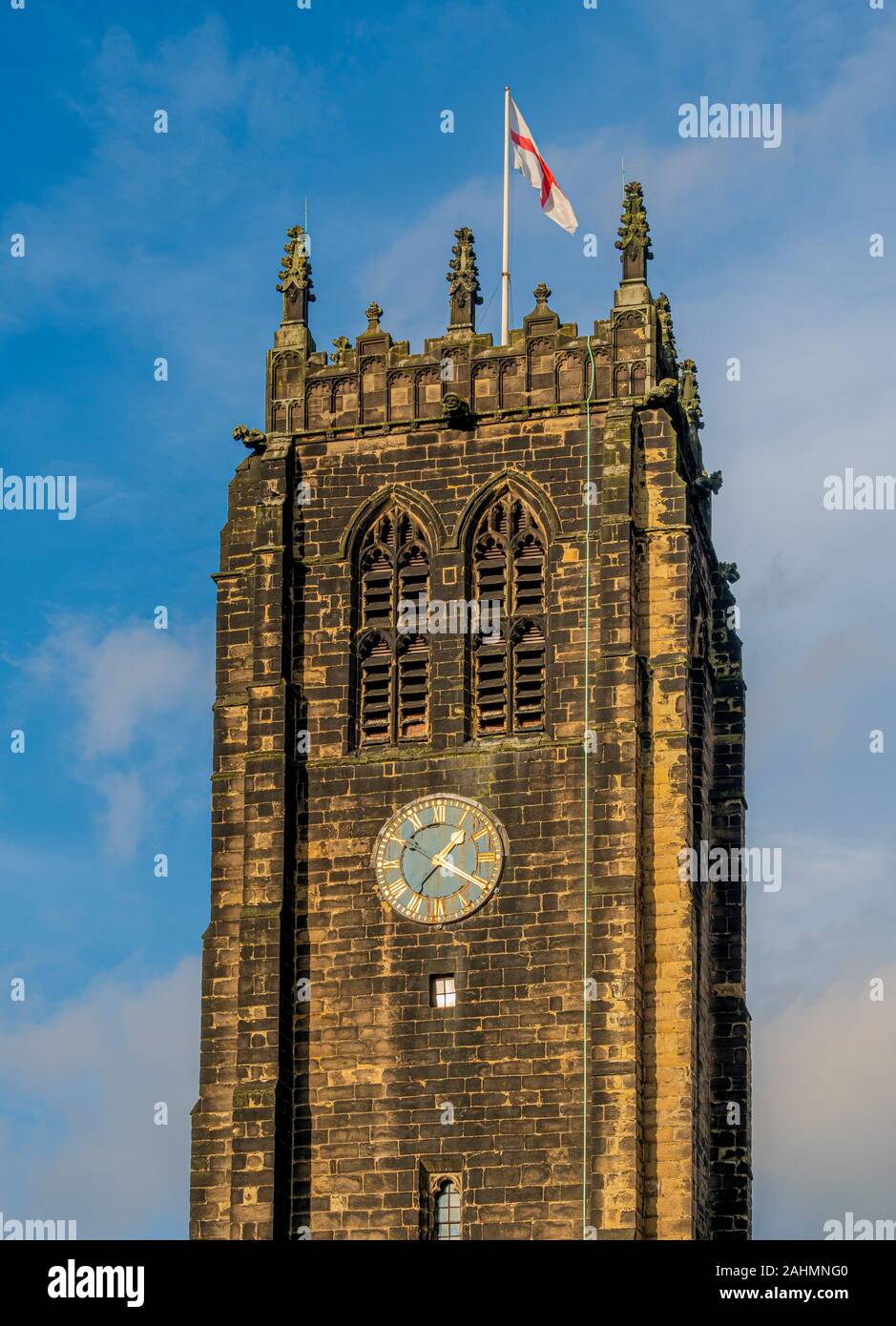 Minster clock hi-res stock photography and images - Alamy