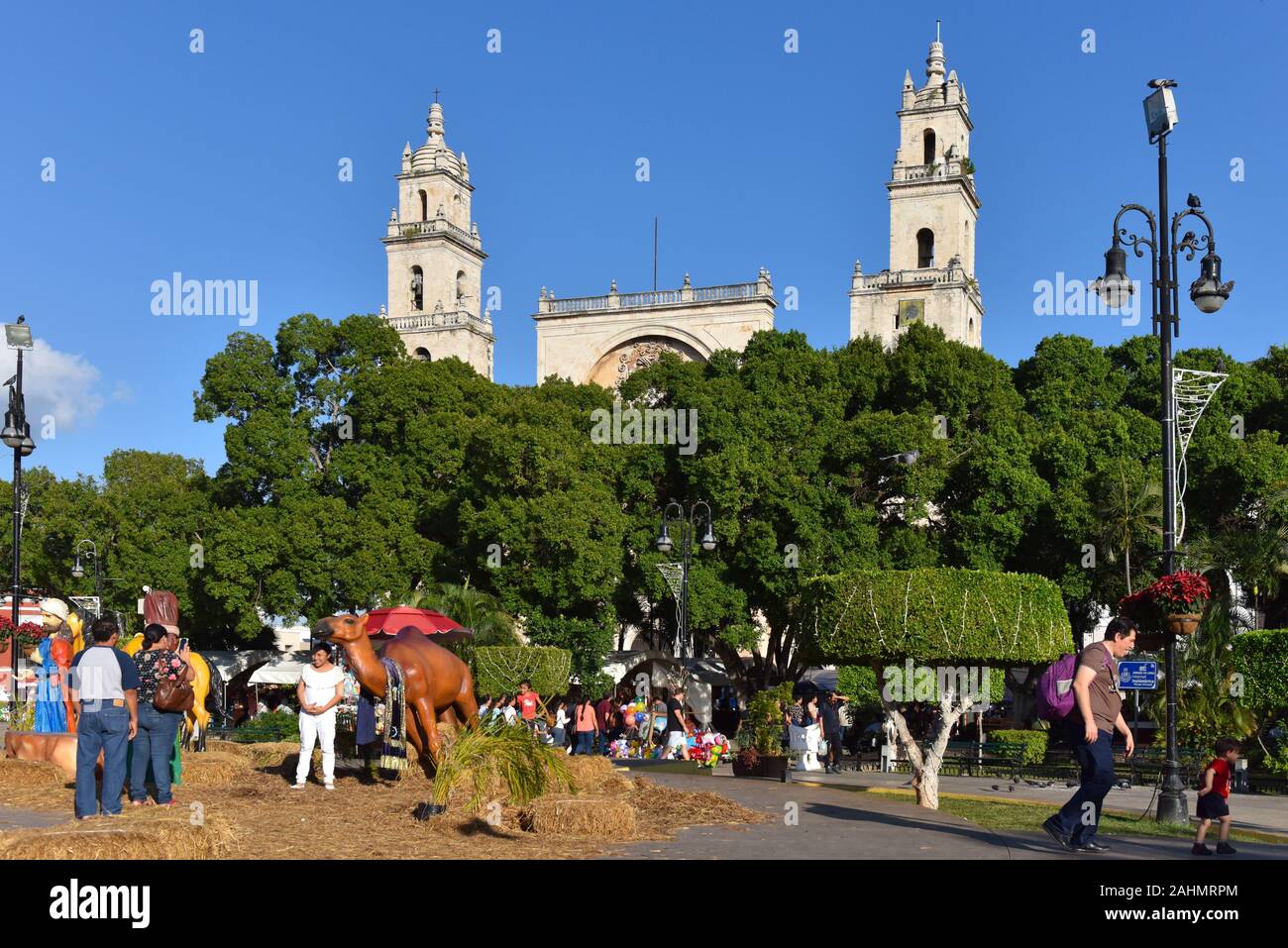 Plaza Grande during Christmas time, Merida Mexico Stock Photo - Alamy
