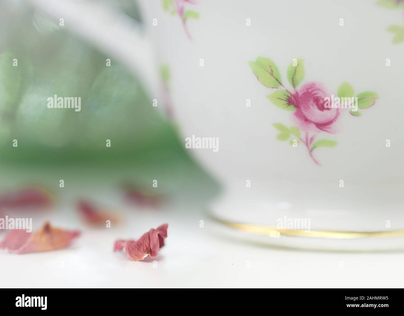 Rose tea cup hi-res stock photography and images - Alamy