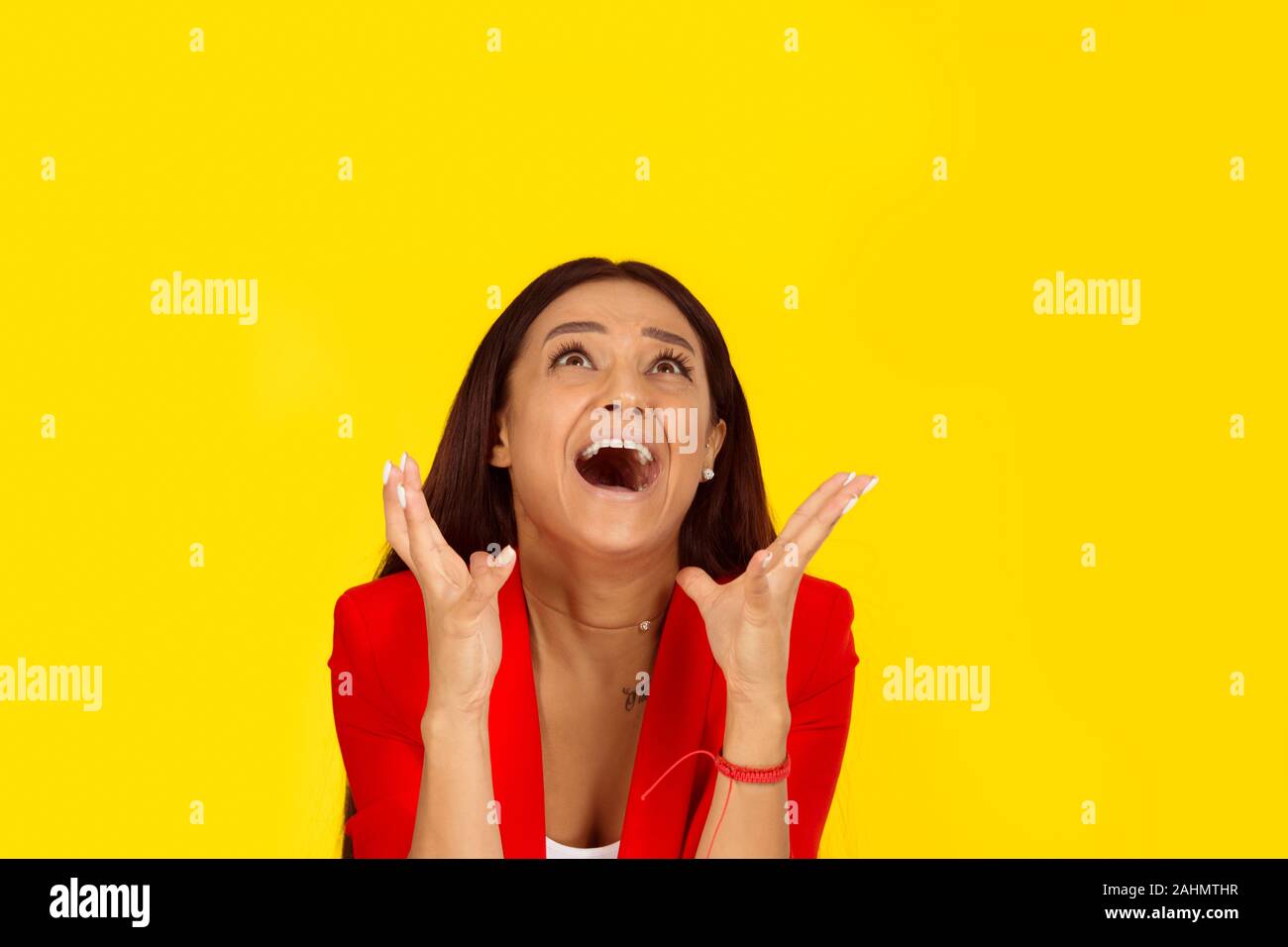 Woman hysterical crying hi-res stock photography and images - Alamy