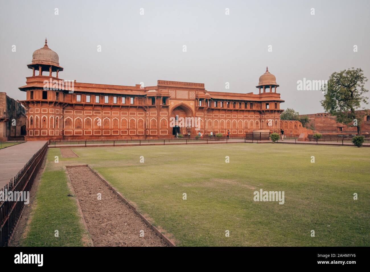 Agra fort is a historical fort in the city of hi-res stock photography ...