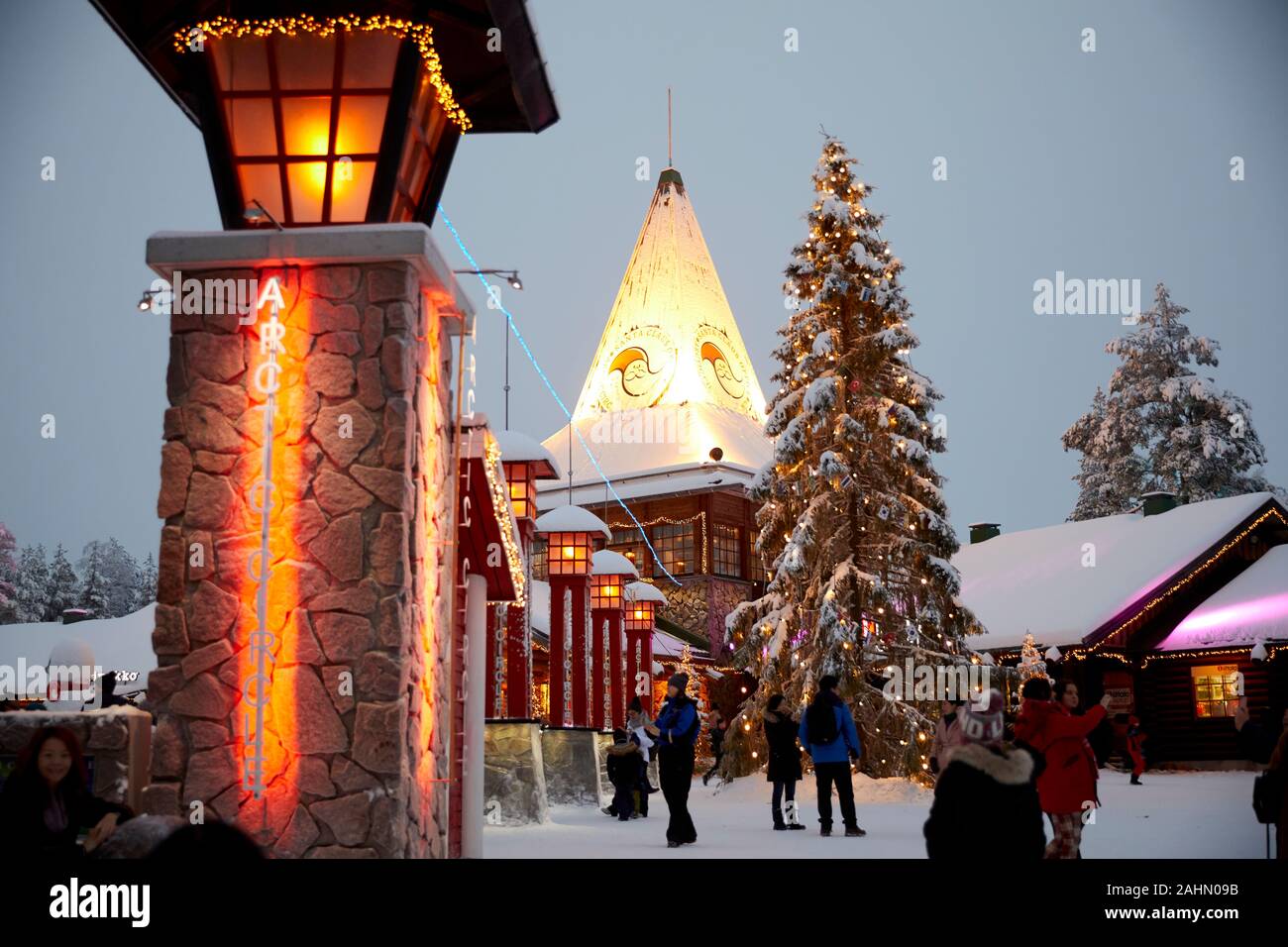 Santa claus village hi-res stock photography and images - Alamy