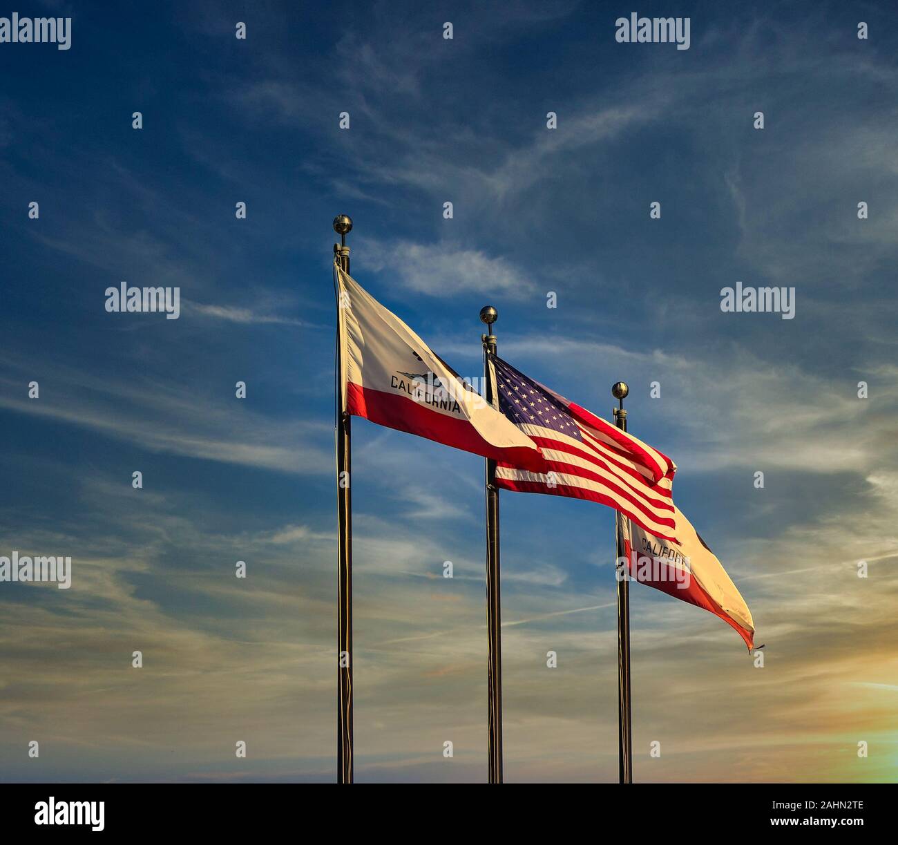 California state flag hi-res stock photography and images - Alamy