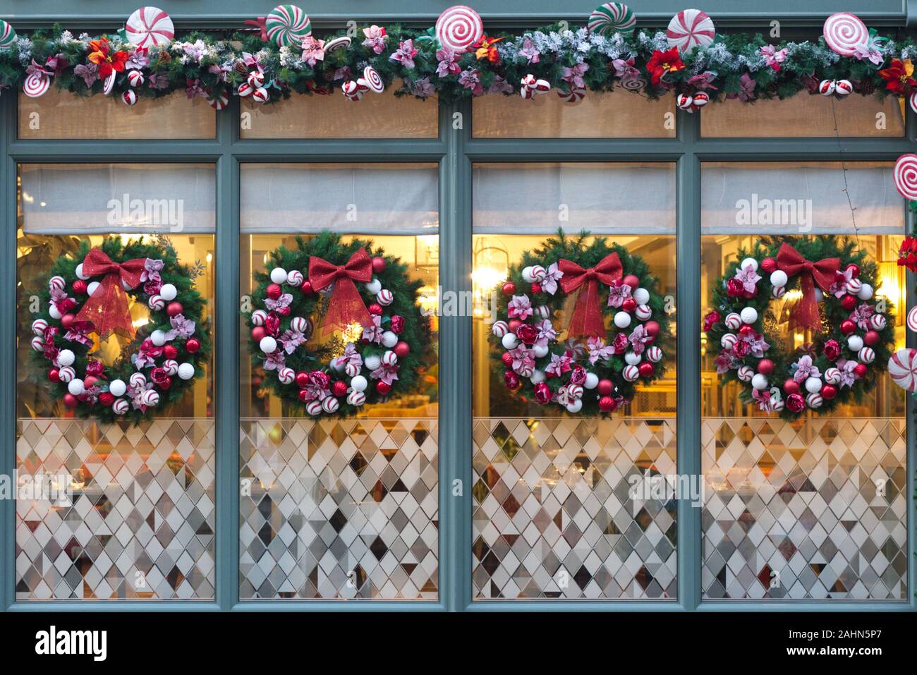 Glass building covered by lights hi-res stock photography and images ...