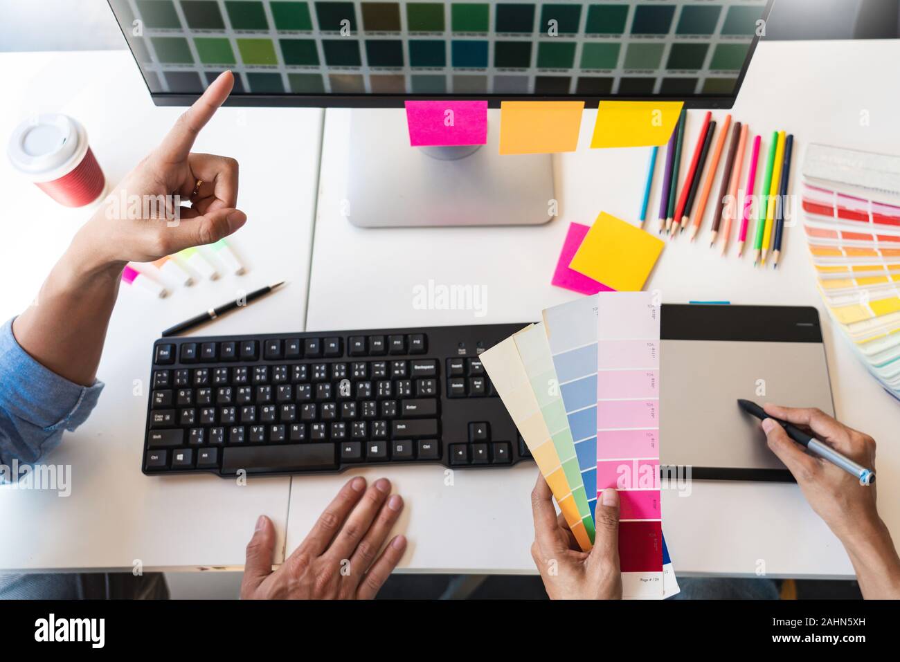 Professional Creative architect graphic desiner occupation choosing the ...