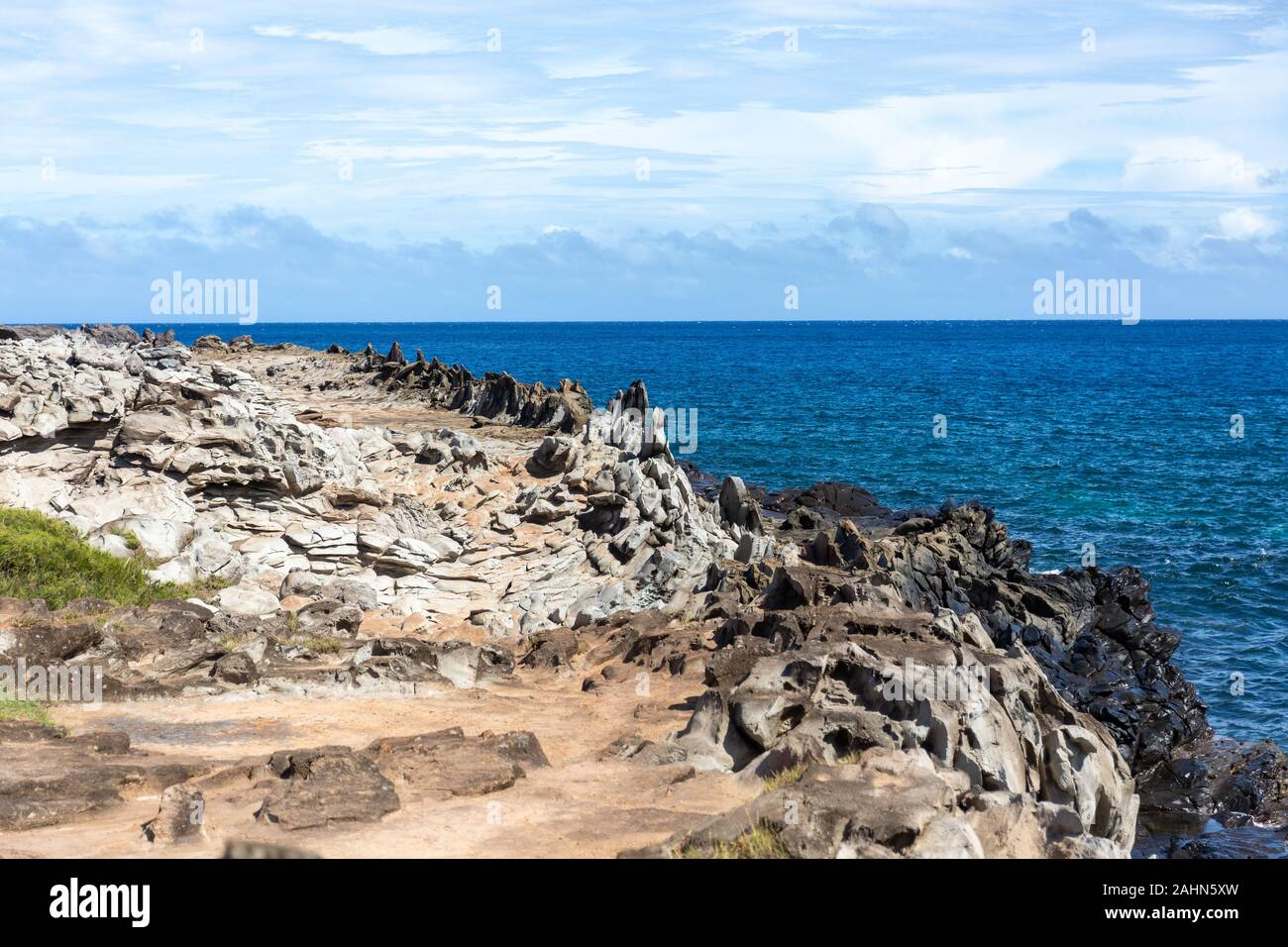 Dragons teeth access trail hi-res stock photography and images - Alamy