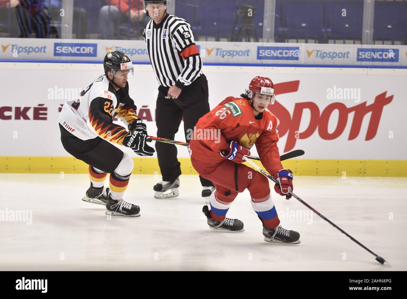 Yannik valenti hi-res stock photography and images - Alamy