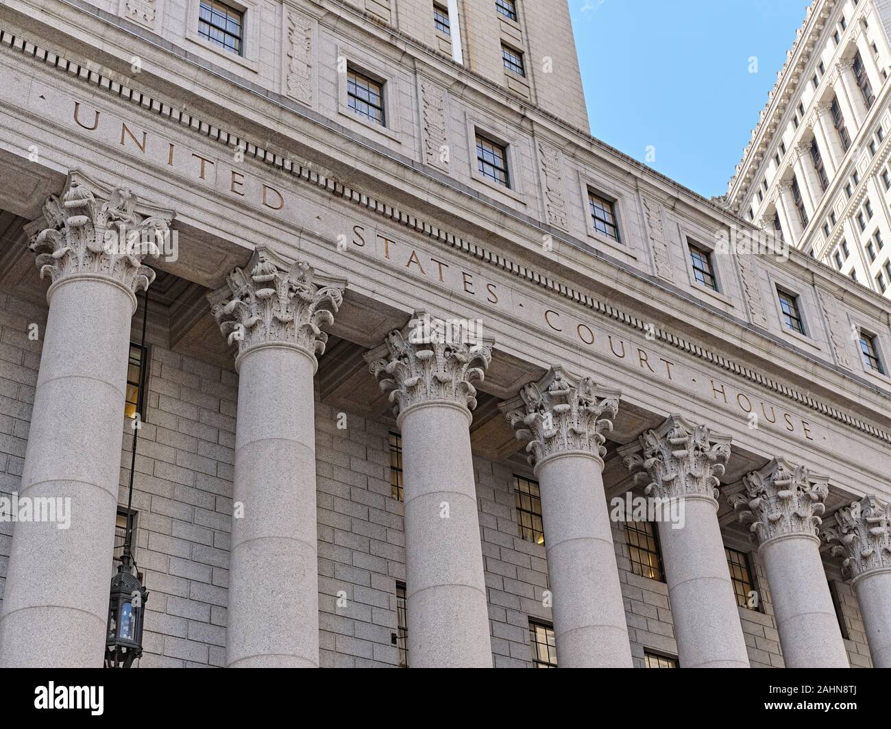 Courthouses hi-res stock photography and images - Alamy