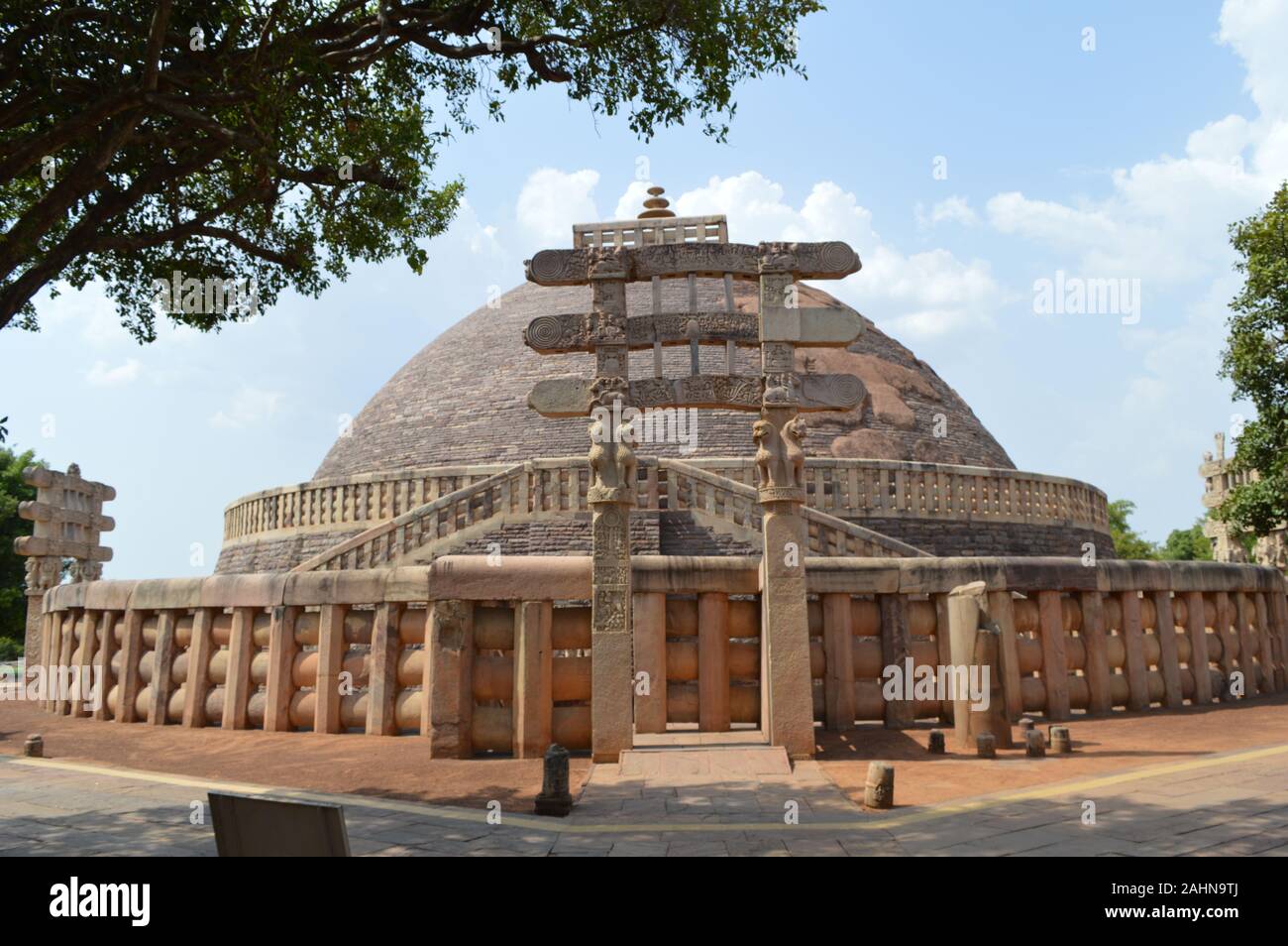 Sanchi Buddhist Site High Resolution Stock Photography and Images - Alamy