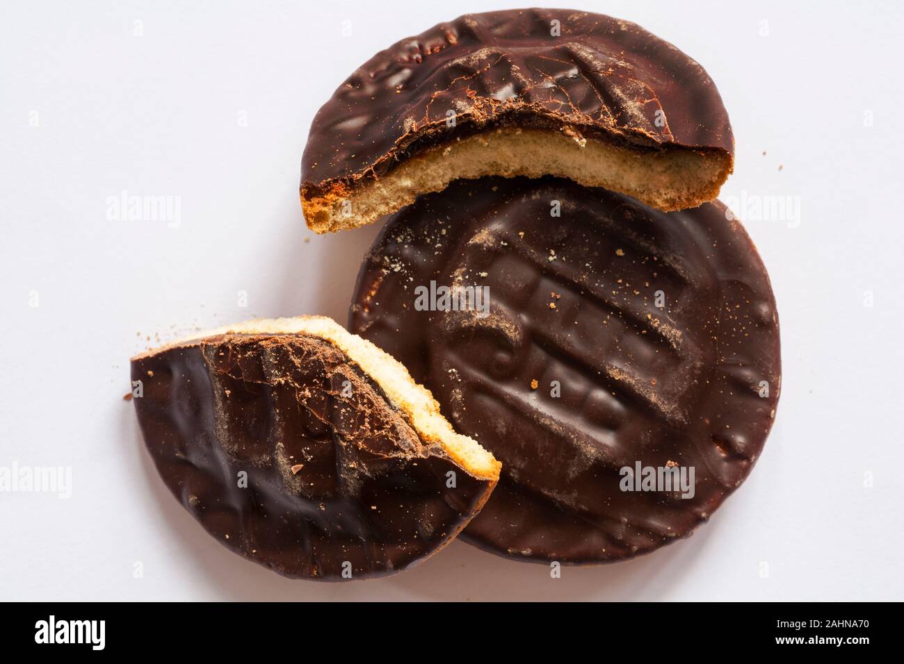 Two jaffa cakes hi-res stock photography and images - Alamy