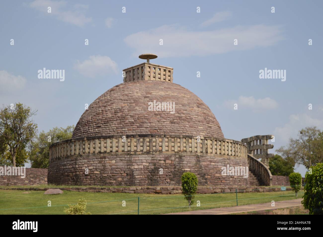 Sanchi Stupa, Sanchi, Madhya Pradesh, India Stock Photo - Alamy