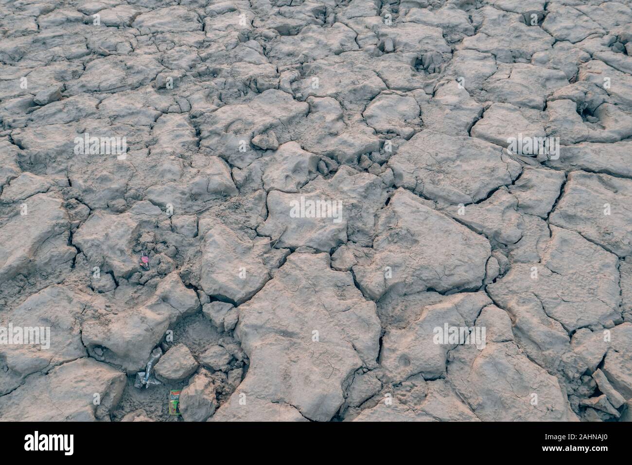 bone dry ground erosion Stock Photo - Alamy