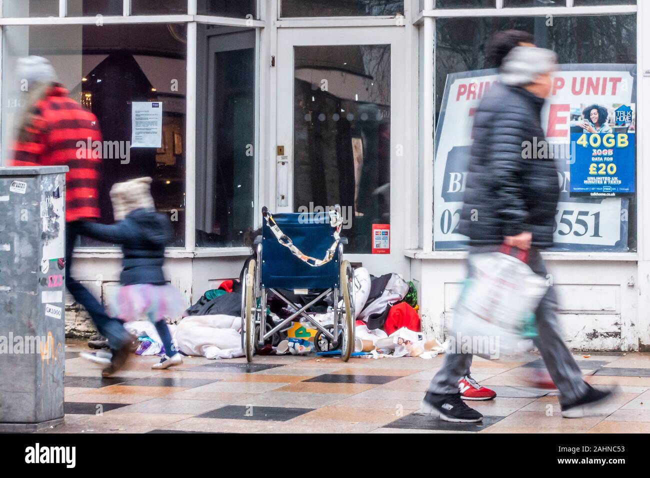 London, UK. 31st Dec, 2019. A disabled homeless person has set up camp ...