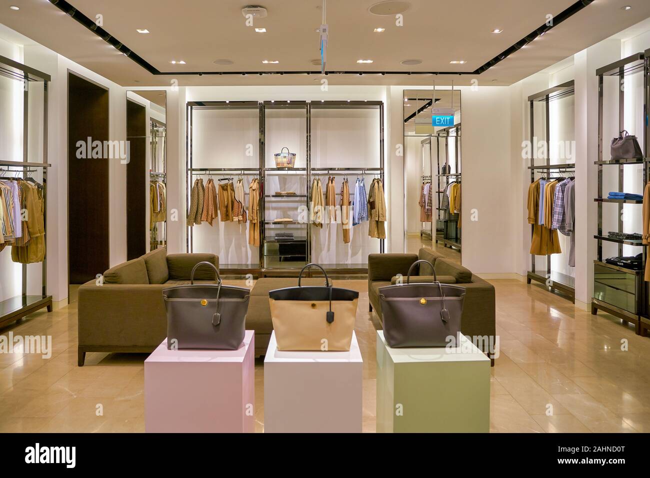 Burberry, Store, Interior High Resolution Stock Photography and Images ...