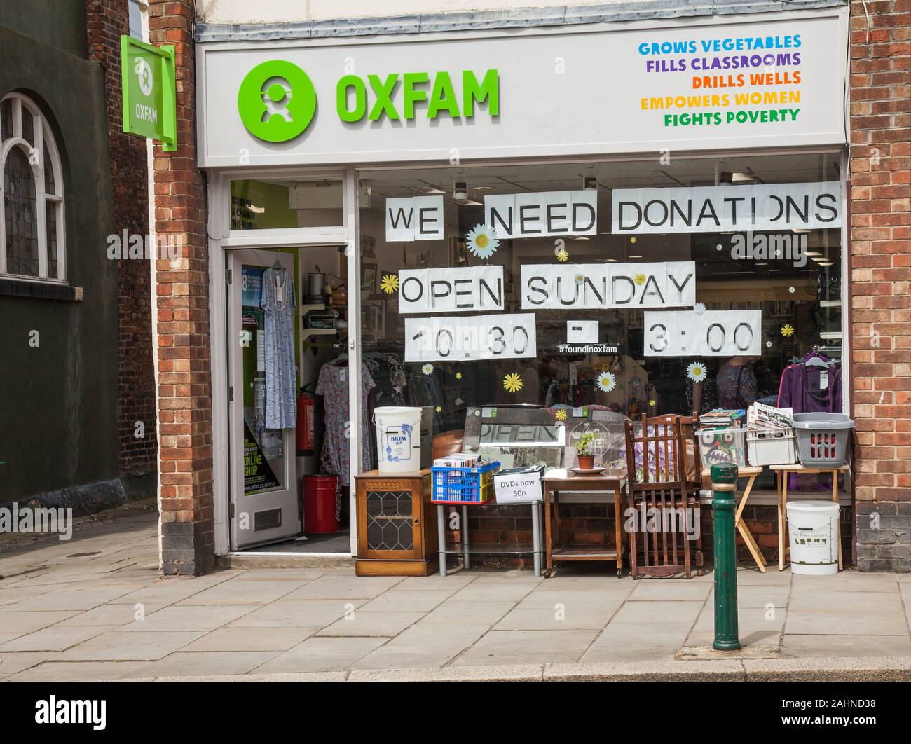 Oxfam charity shop in Guisborough,England,UK Stock Photo - Alamy