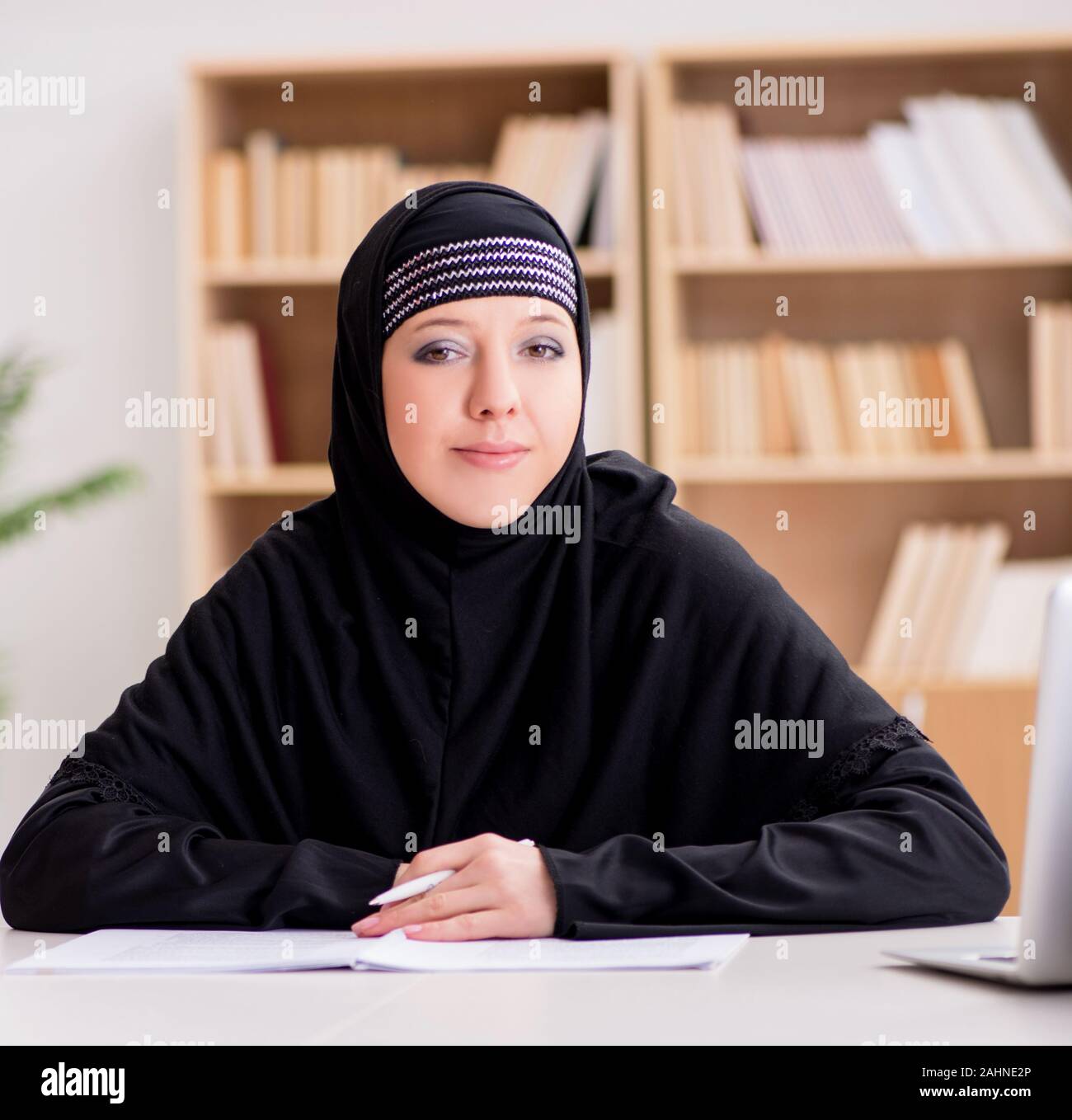 The muslim girl in hijab studying preparing for exams Stock Photo - Alamy
