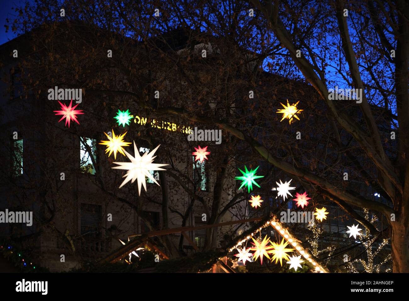 Lanterns in trees hi-res stock photography and images - Alamy