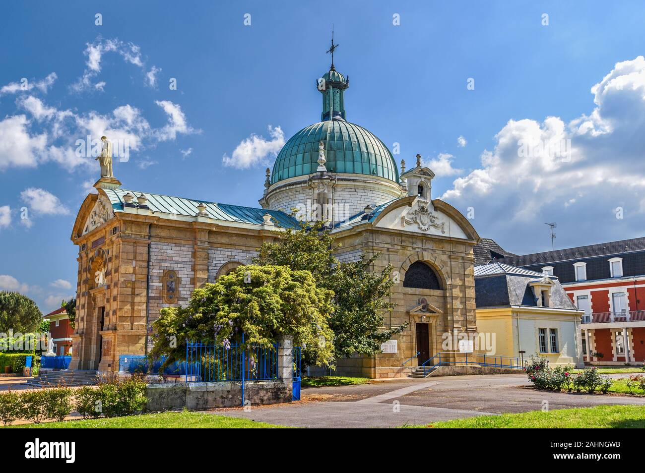 Byzantine revival architecture hi-res stock photography and images - Alamy