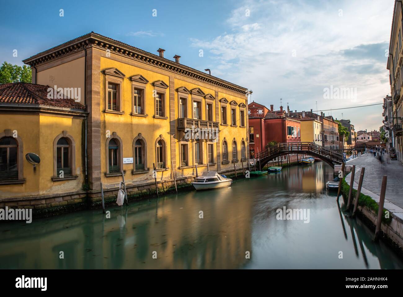 Venice, the city of love calls to disappear sinking into the lagoon ...