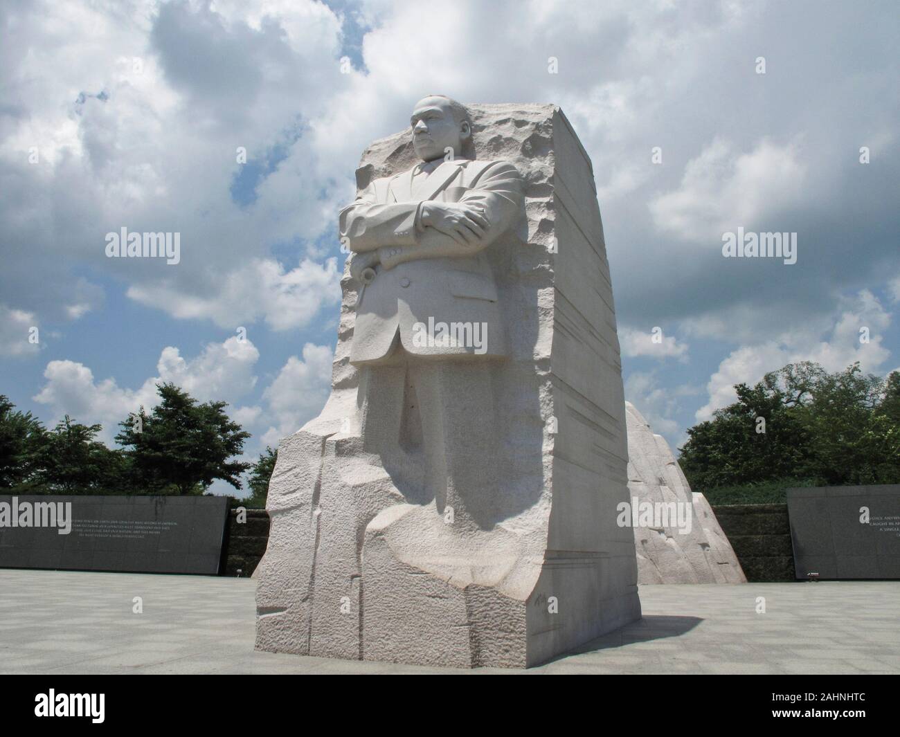 Granite wall of the martin luther king jr memorial hi-res stock ...