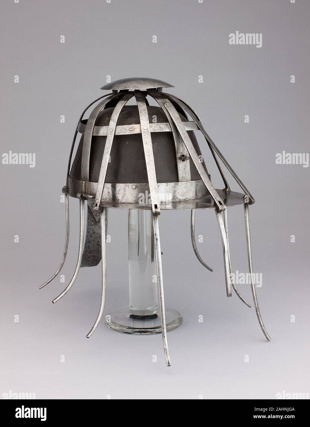 Spider helmet hi-res stock photography and images - Alamy