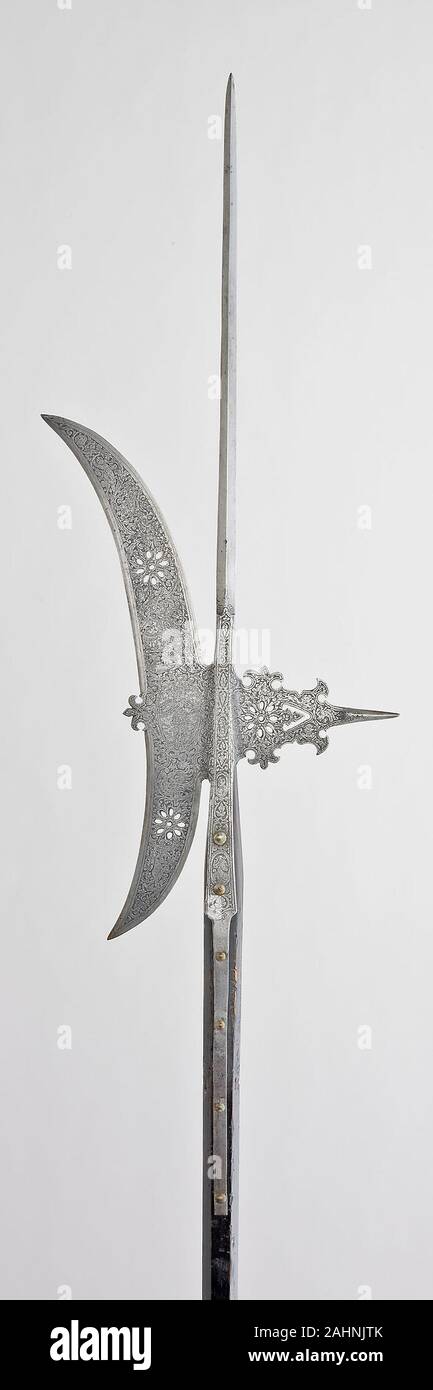 Halberd medieval pole weapon hi-res stock photography and images - Alamy
