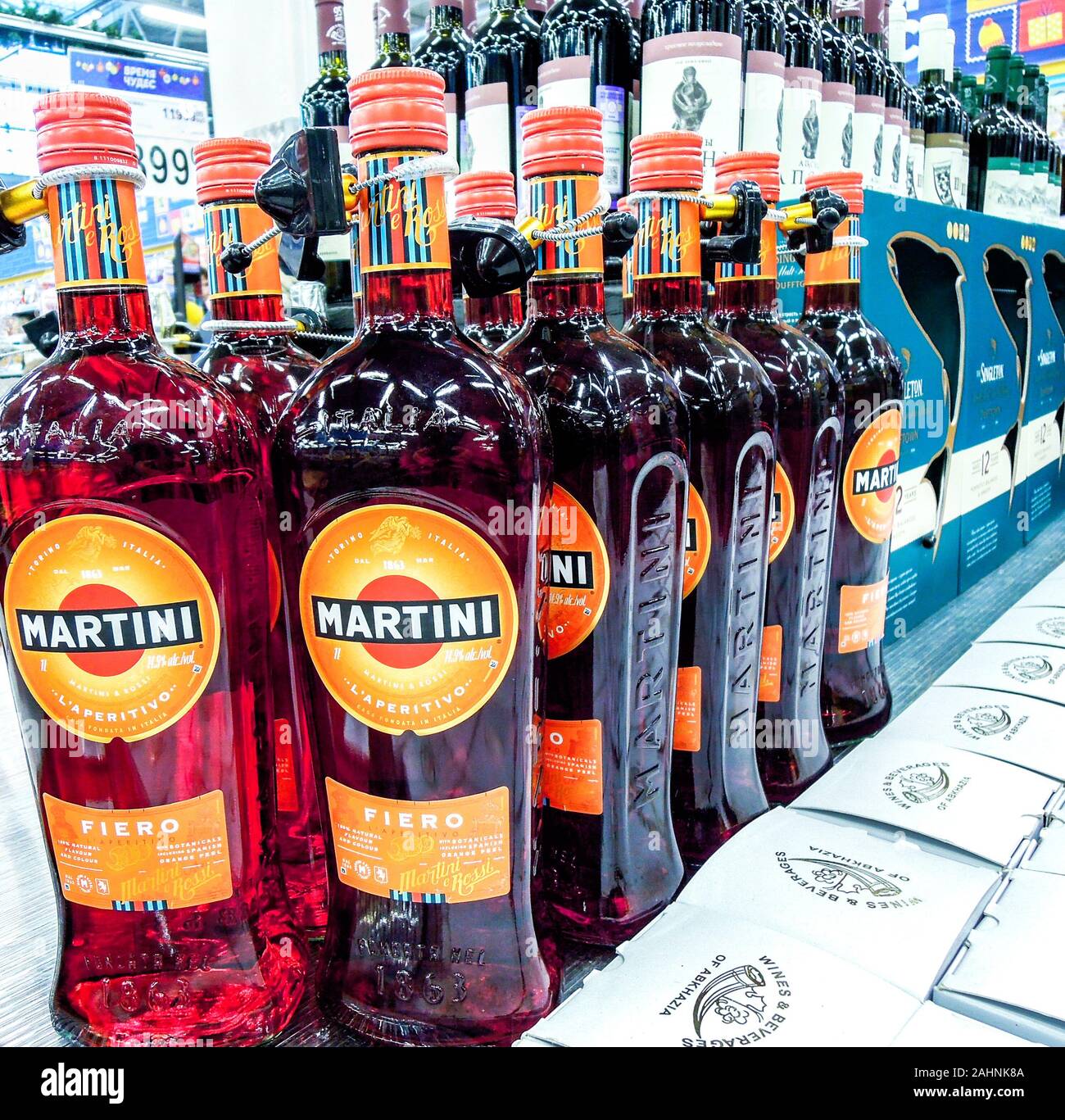 Alcohol Beverages On Shelf High Resolution Stock Photography and Images ...