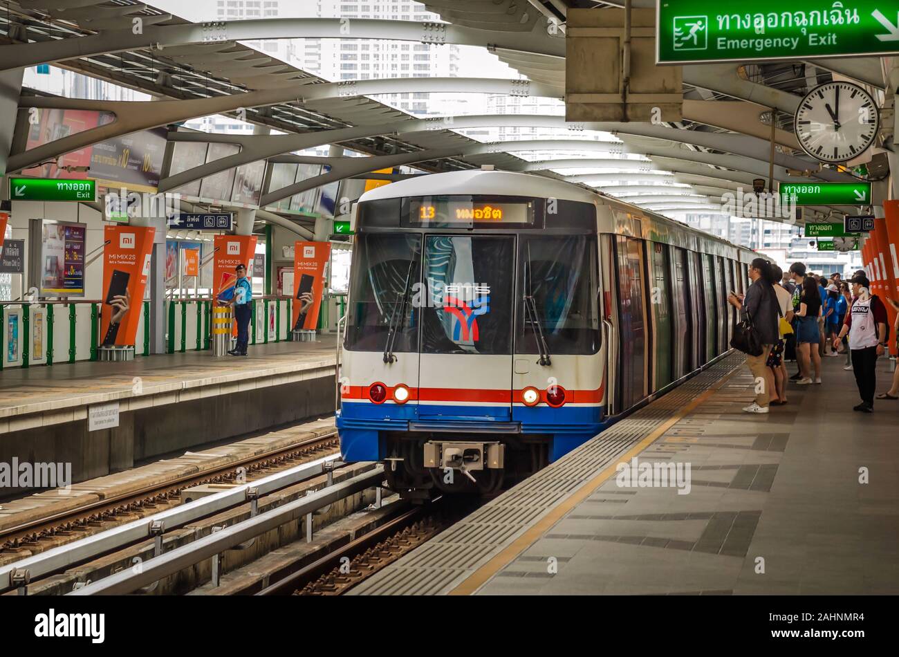 BANGKOK, THAILAND - December 23, 2018: BTS Sky train is elevated rapid ...