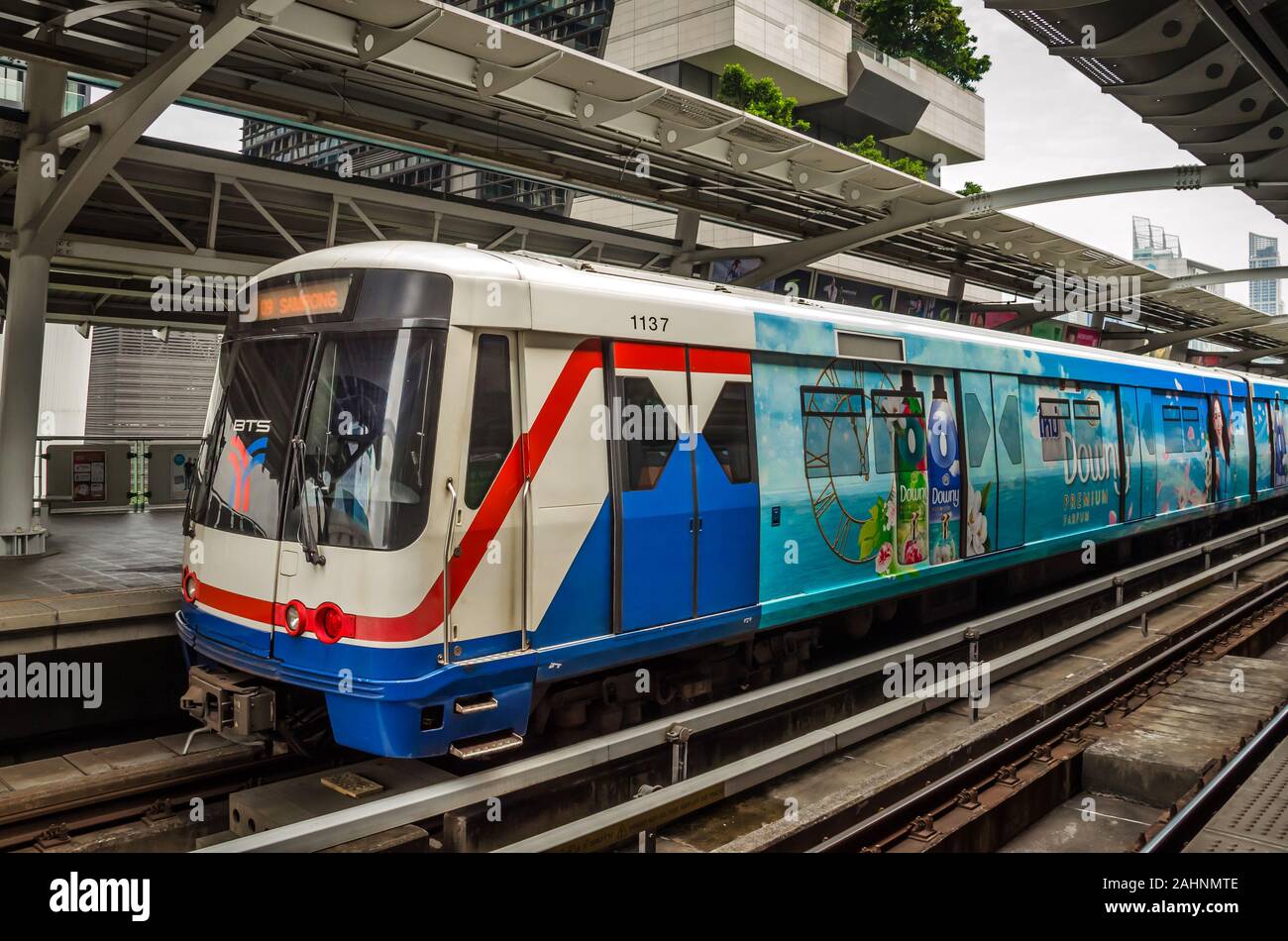 BANGKOK, THAILAND - December 23, 2018: BTS Sky train is elevated rapid ...