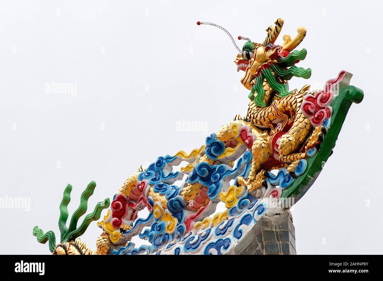 Golden dragon pattern hi-res stock photography and images - Alamy