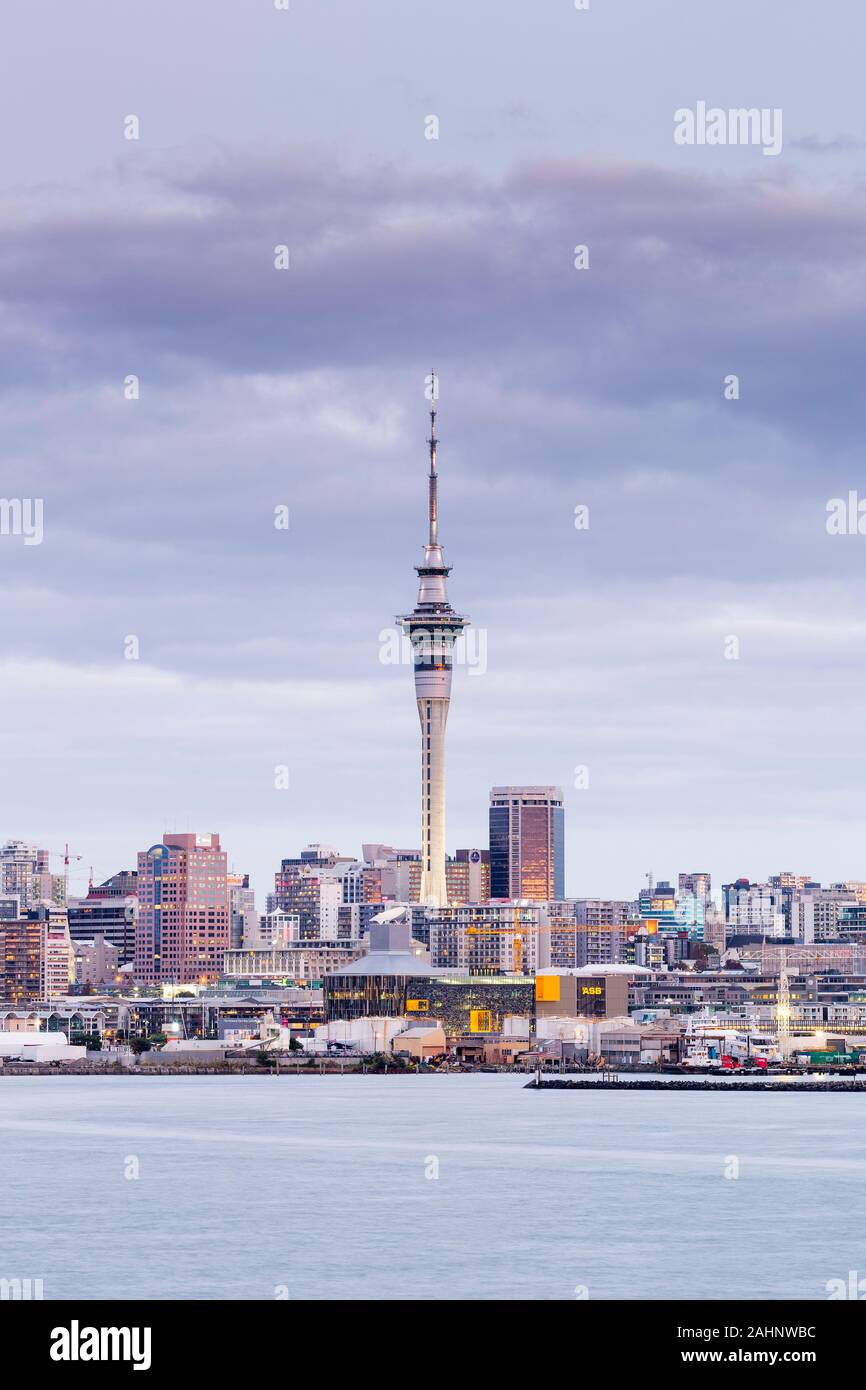 Auckland Skyline, New Zealand Stock Photo - Alamy