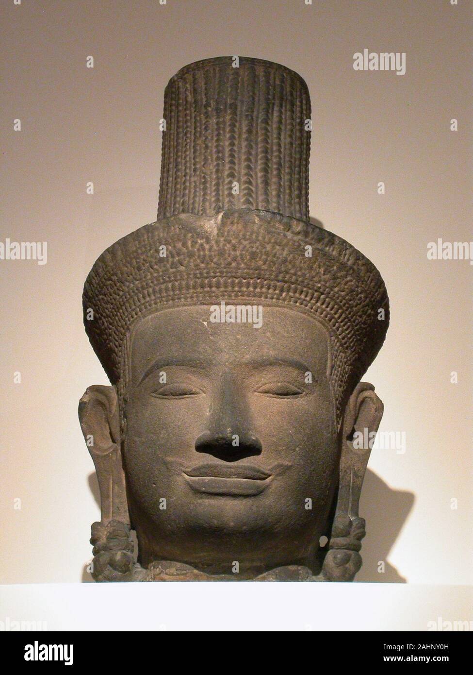 Deva deity hi-res stock photography and images - Alamy