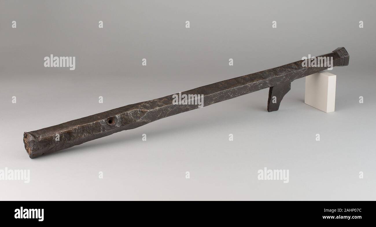 Wall gun hi-res stock photography and images - Alamy