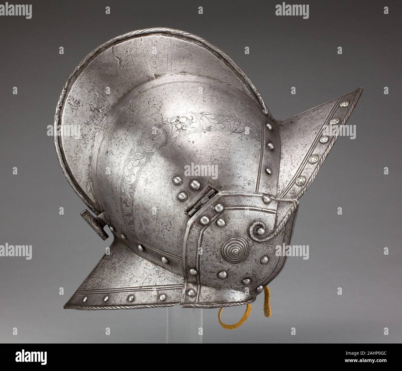 Burgonet helmet hi-res stock photography and images - Alamy