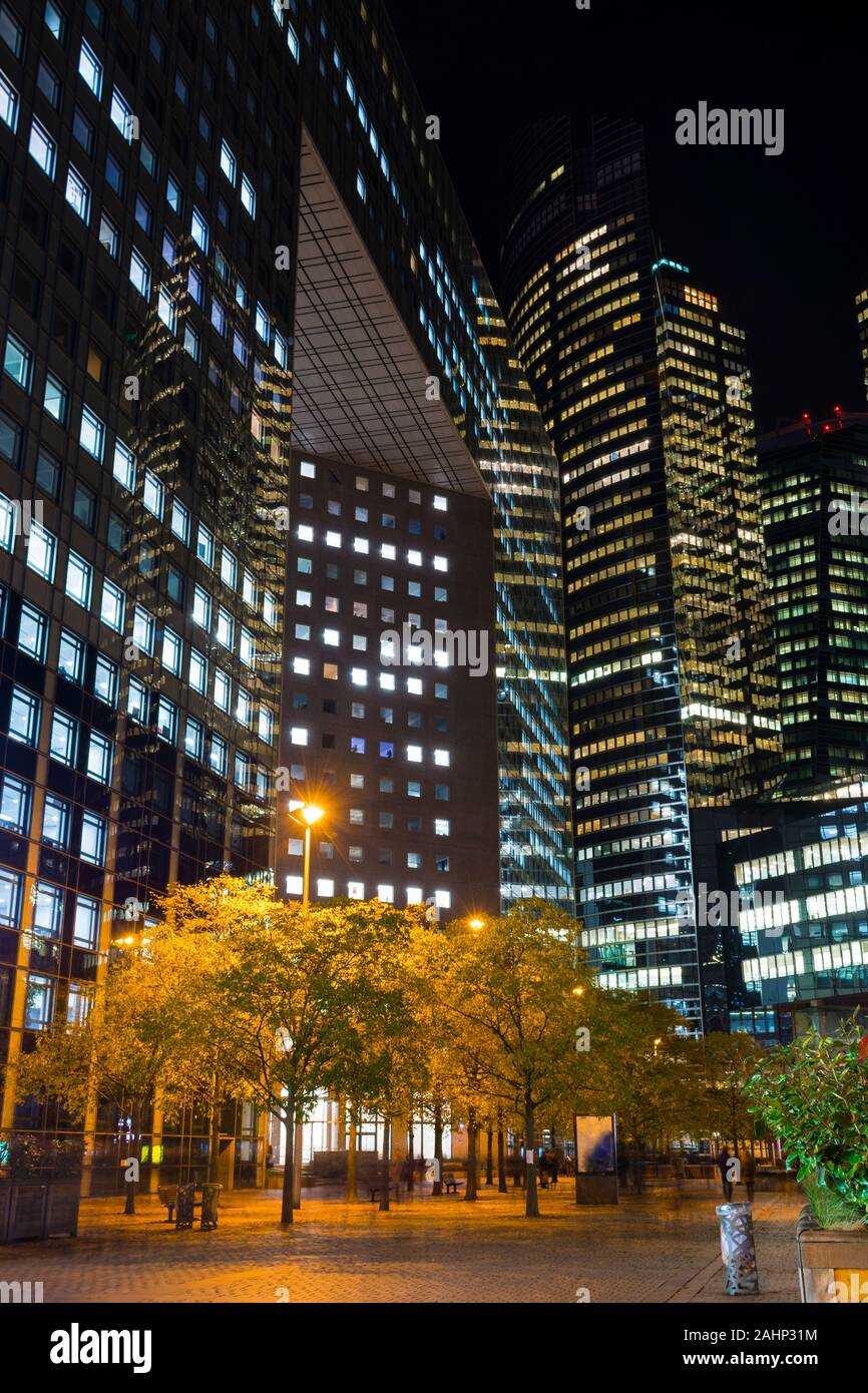 Long tall windows hi-res stock photography and images - Alamy