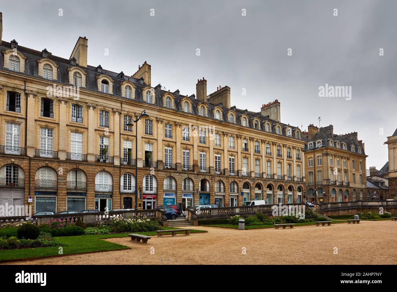 Image of the adjacent buildings to the Parlement of Brittany in Rennes ...