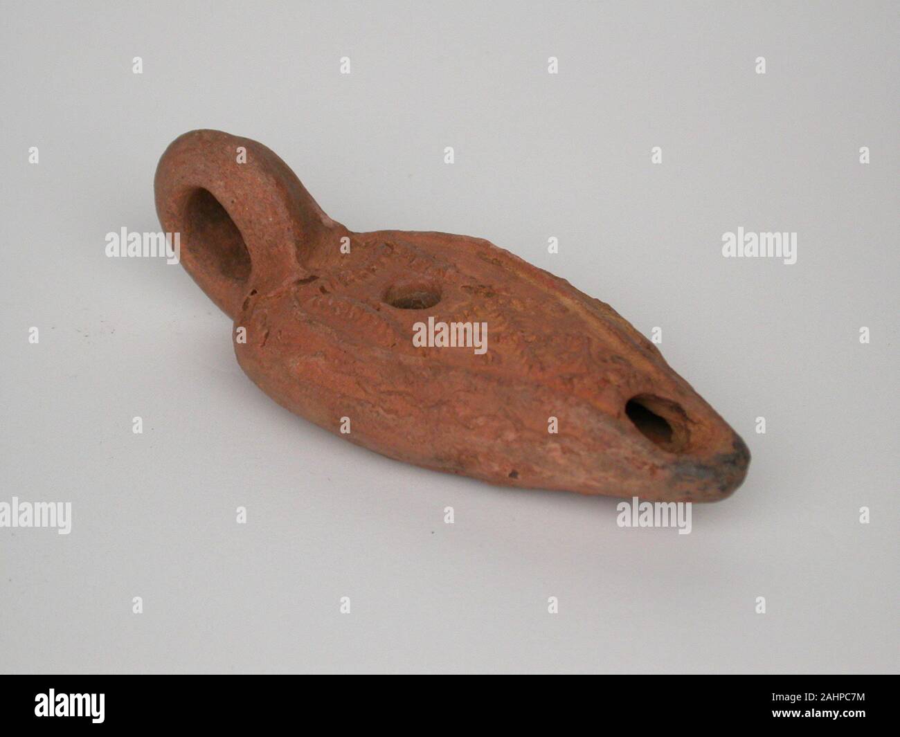 Ancient Roman. Lamp. 500 AD–699 AD. Italy. terracotta Stock Photo - Alamy