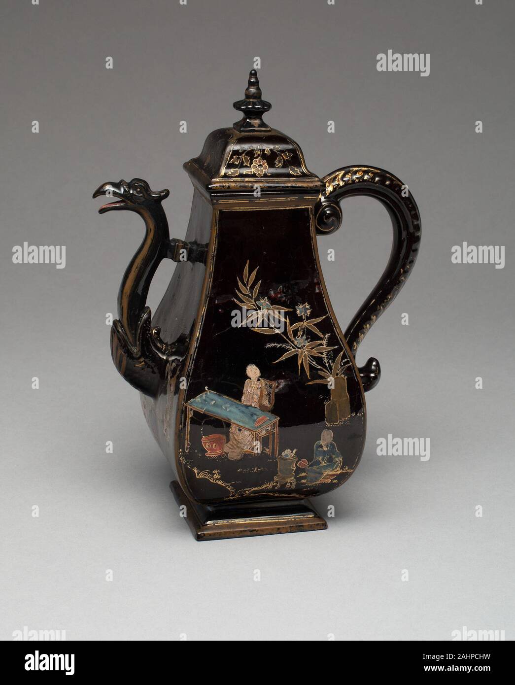 Stoneware with unfired colors hi-res stock photography and images - Alamy