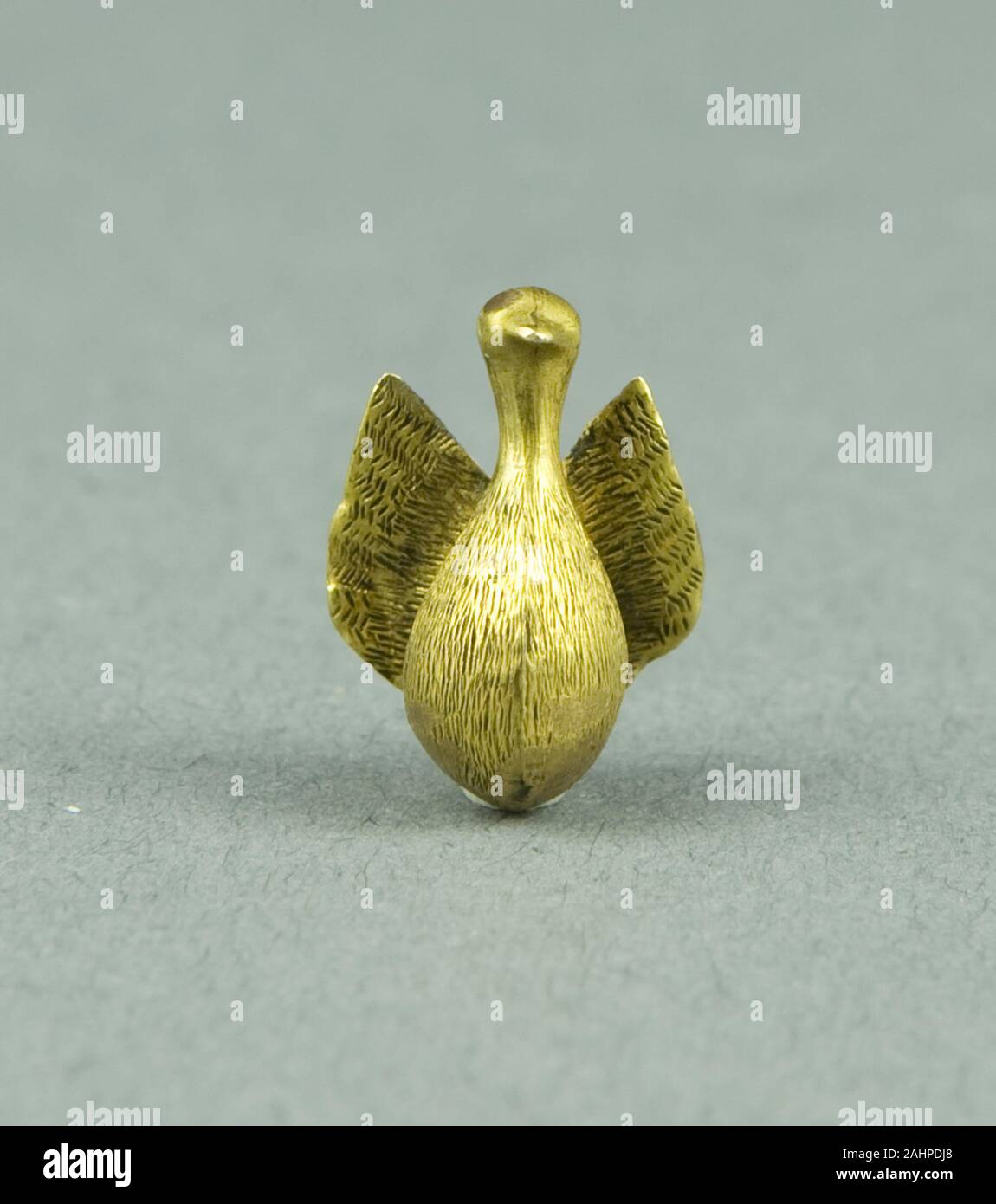 Ancient Roman. Flying Bird. 332 BC–395 AD. Egypt. Gold Stock Photo - Alamy