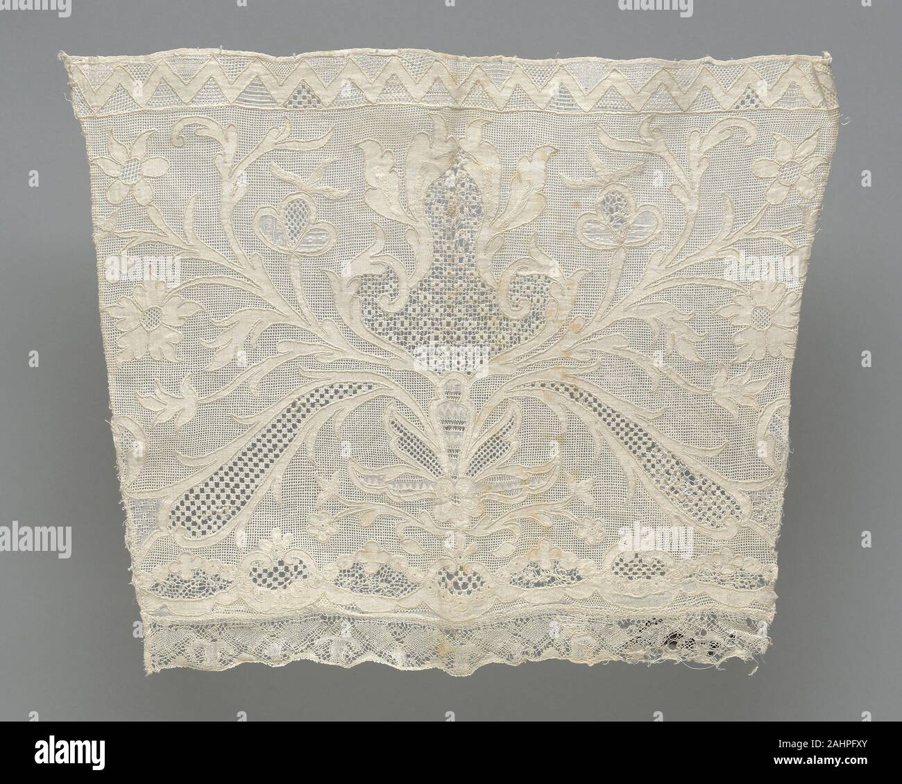 Linen two layers of plain weave hi-res stock photography and images - Alamy